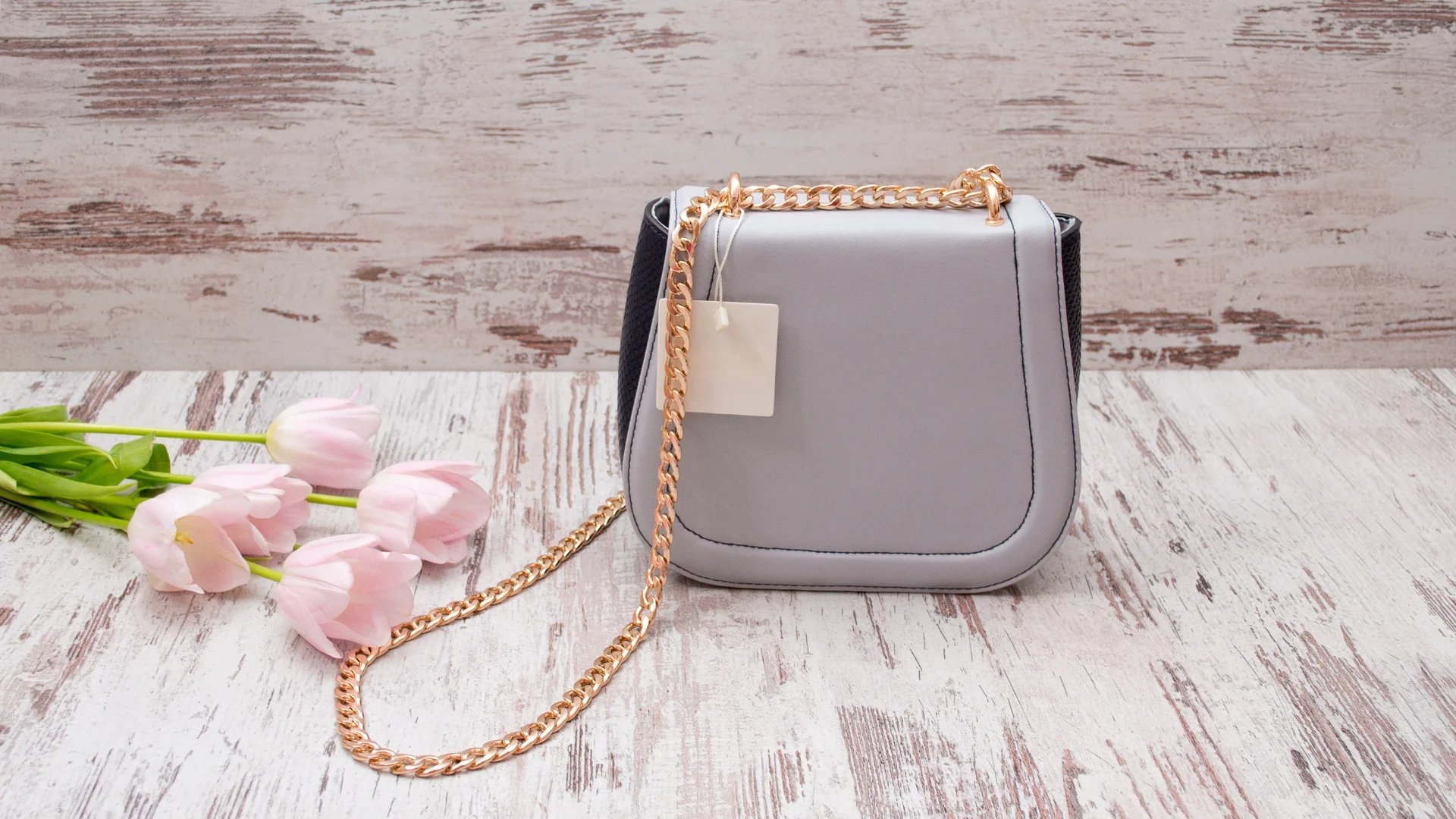 Best Sling Bags for Street Style Lovers in 2025
